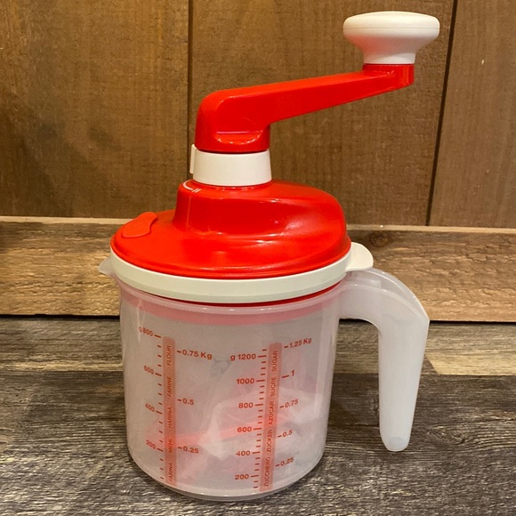 Tupperware | Kitchen | Tupperware Ez Speedy Mixer | Poshmark